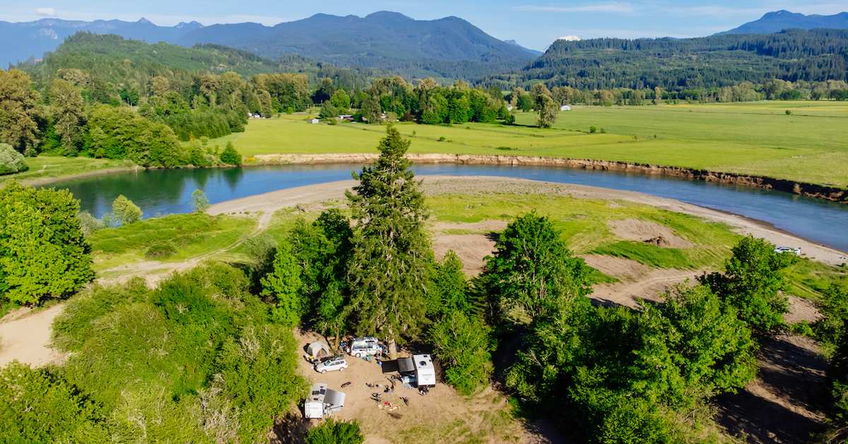 Our Favorite Waterside Campgrounds in the U.S. | Hipcamp Journal